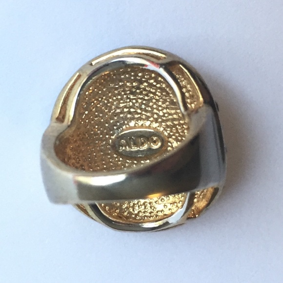 Aldo | Jewelry | Aldo Gold Black Rhinestone Cocktail Ring | Poshmark